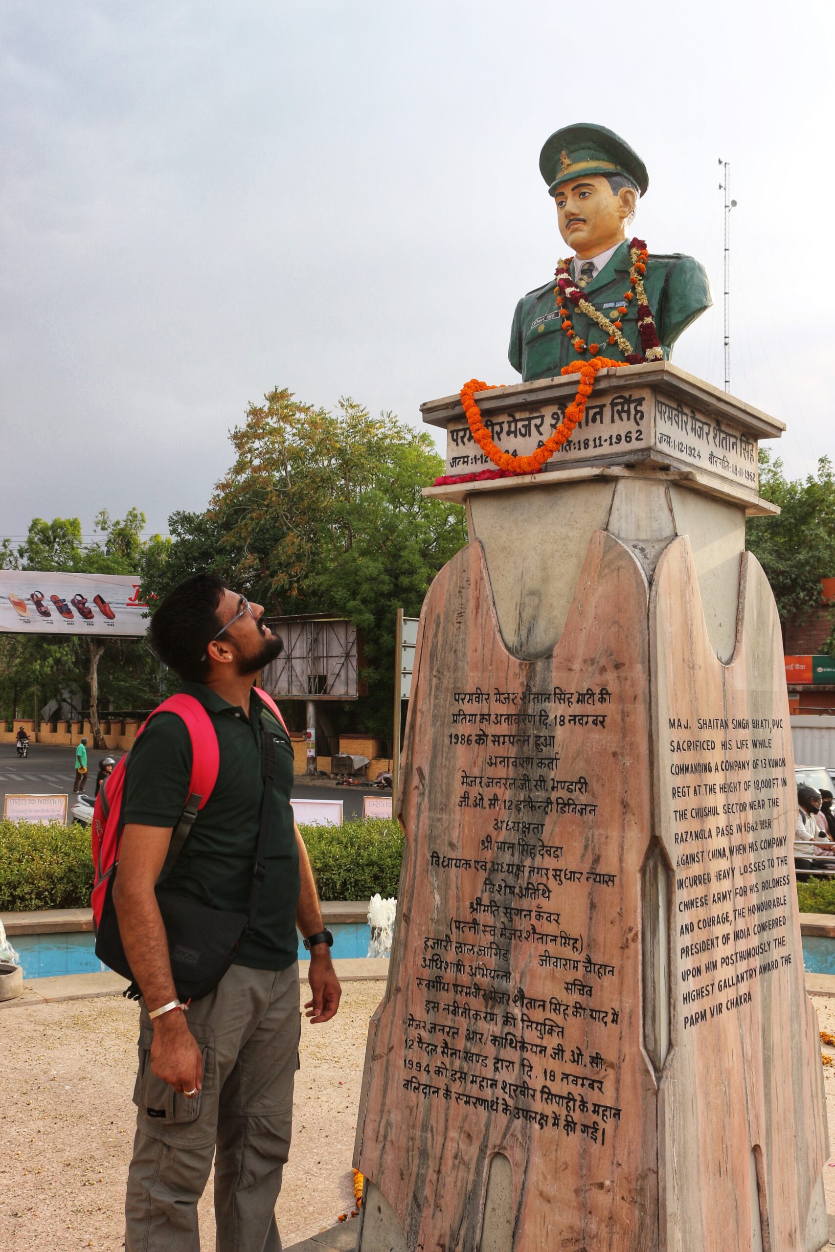 Major Shaitan Singh PVC - The Man In Half Light; Young Author Jai ...